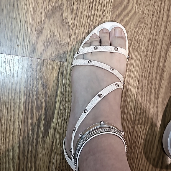 Jennifer Lopez | Shoes | Jennifer Lopez Sandals | Poshmark